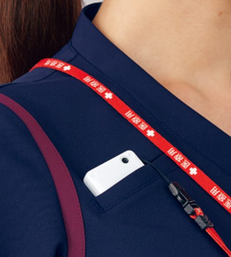 前開きスクラブ[女性用](B4-972) | 株式会社サンアロー(KAZEN) | 医療スクラブ・白衣の通販ならクリニックユニフォーム